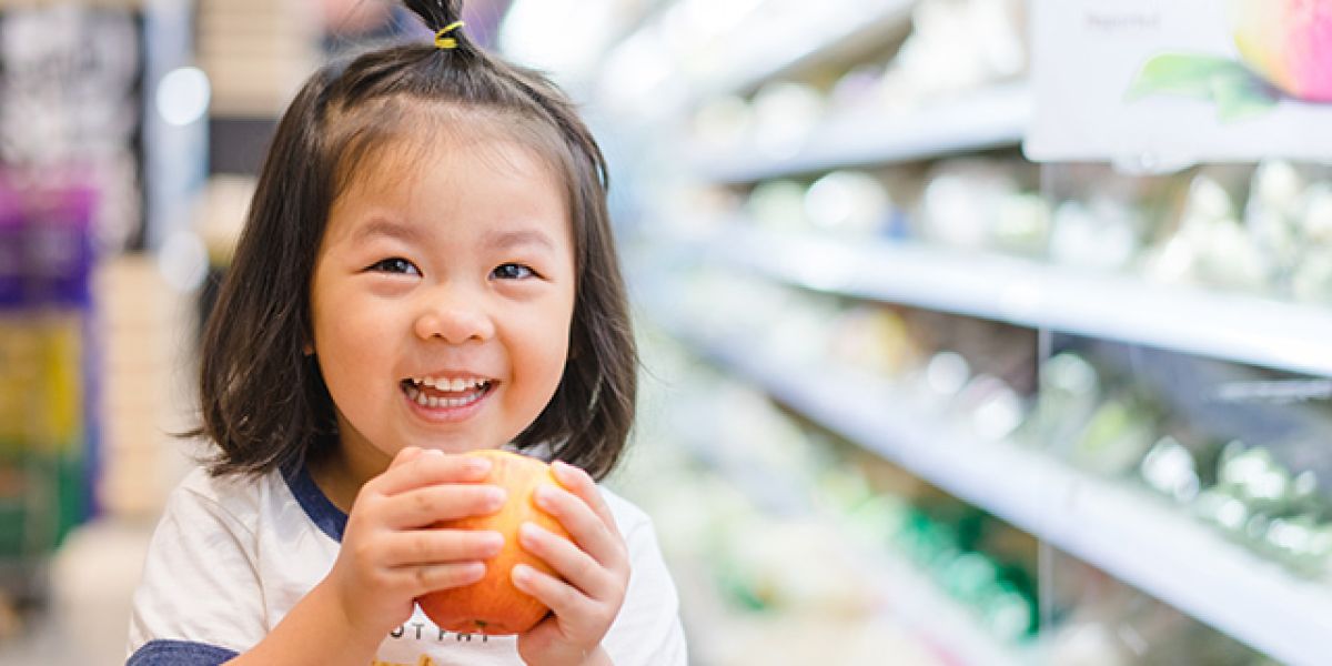 EWG’s 2024 Shopper’s Guide to Pesticides in Produce™: The Dirty Dozen ...